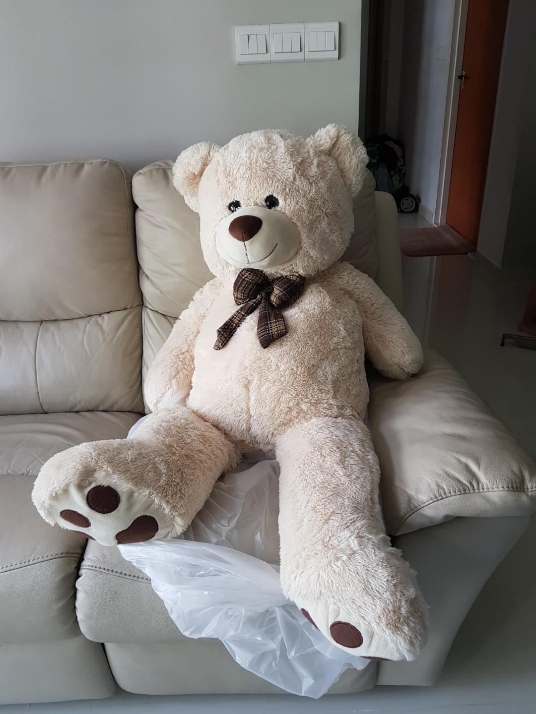 Big Big Teddy Bear, Hobbies & Toys, Toys & Games on Carousell