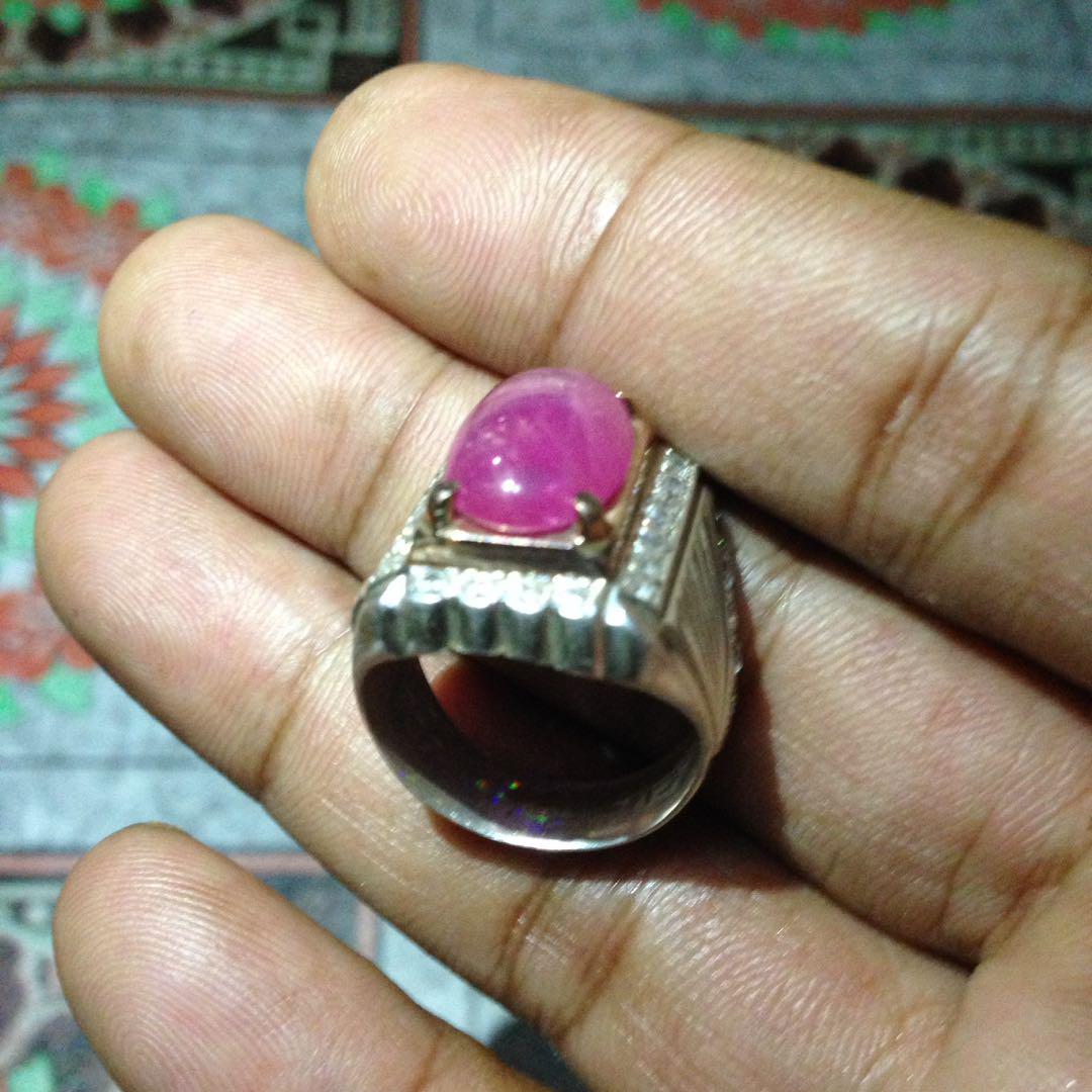 Burma ruby, Men's Fashion, Watches & Accessories, Cuff Links on Carousell