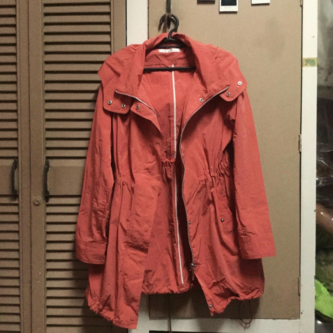 dark peach/pinkish orange raincoat jacket with detachable hood, Women's ...