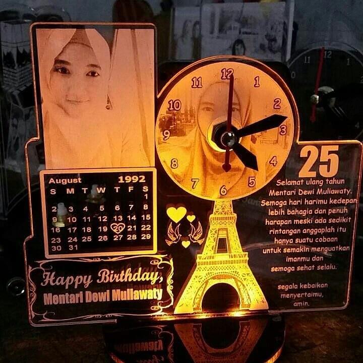 Lampu hias LED foto acrylic akrilik kado unik lucu custom ulang tahun ...