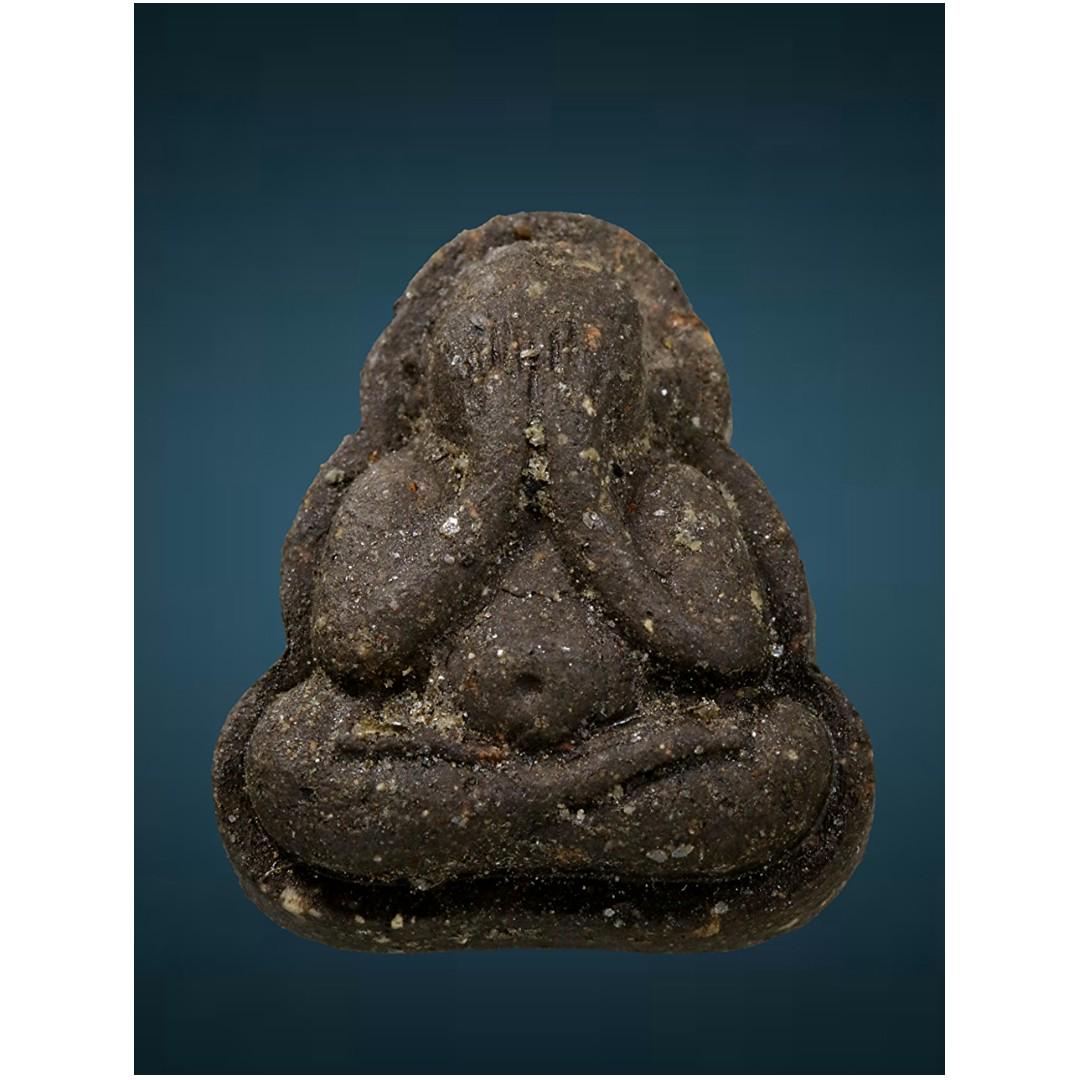 Lp Waen Sujinno Wat Doi Mae Pang, Hobbies & Toys, Memorabilia ...