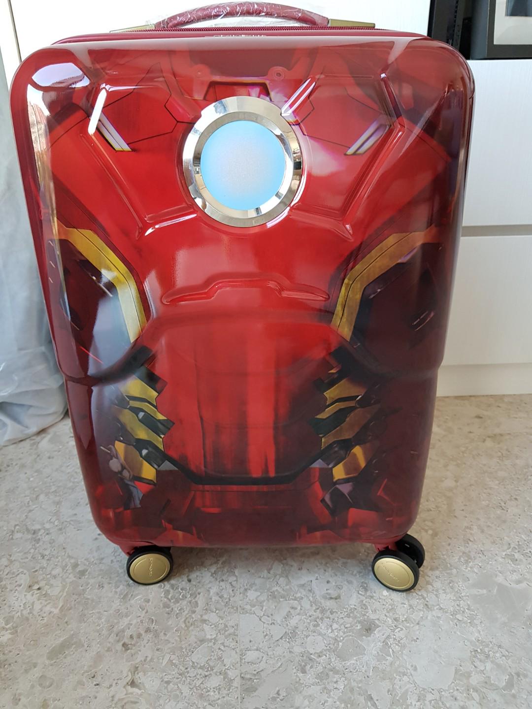Samsonite Marvel Signature Spinner, Hobbies & Toys, Travel, Luggage on ...