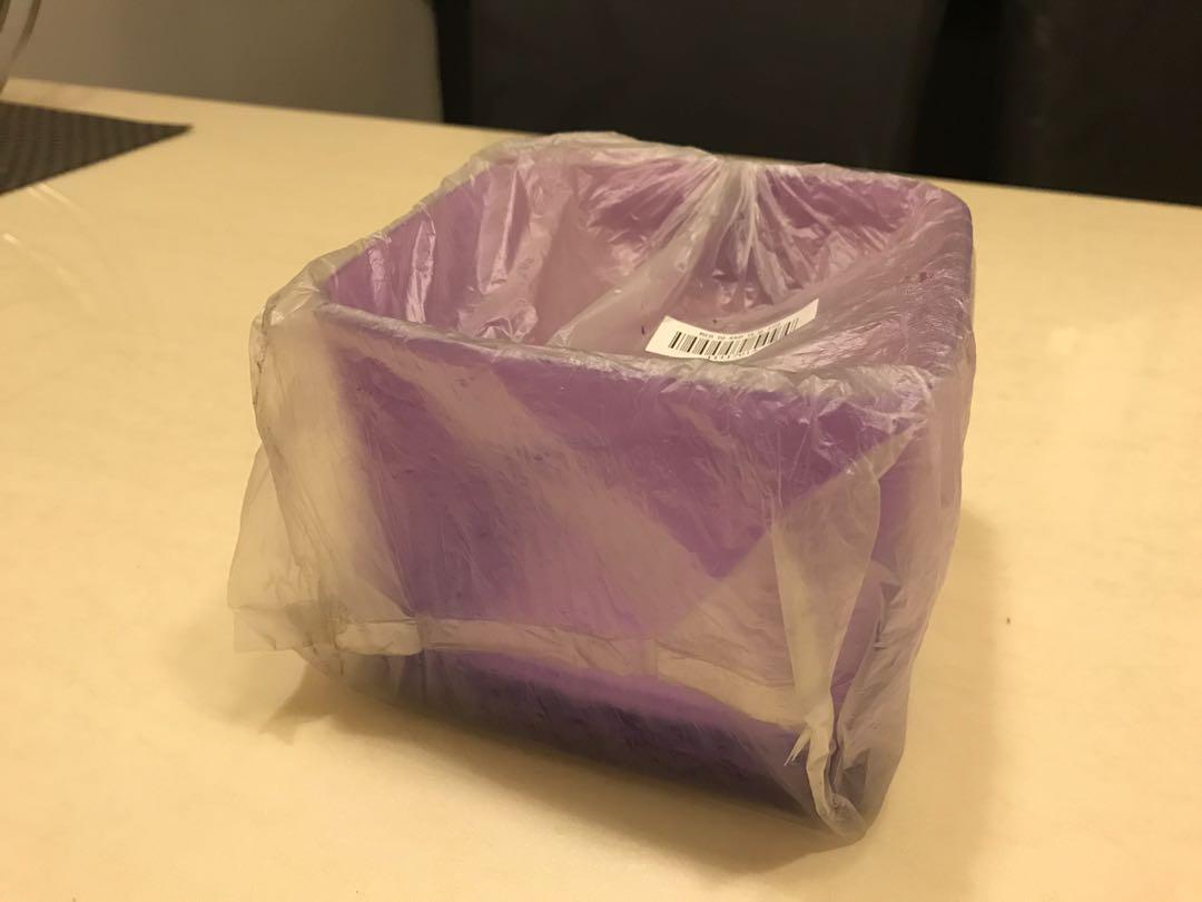 Tupperware Square Rounds (Medium), Everything Else on Carousell