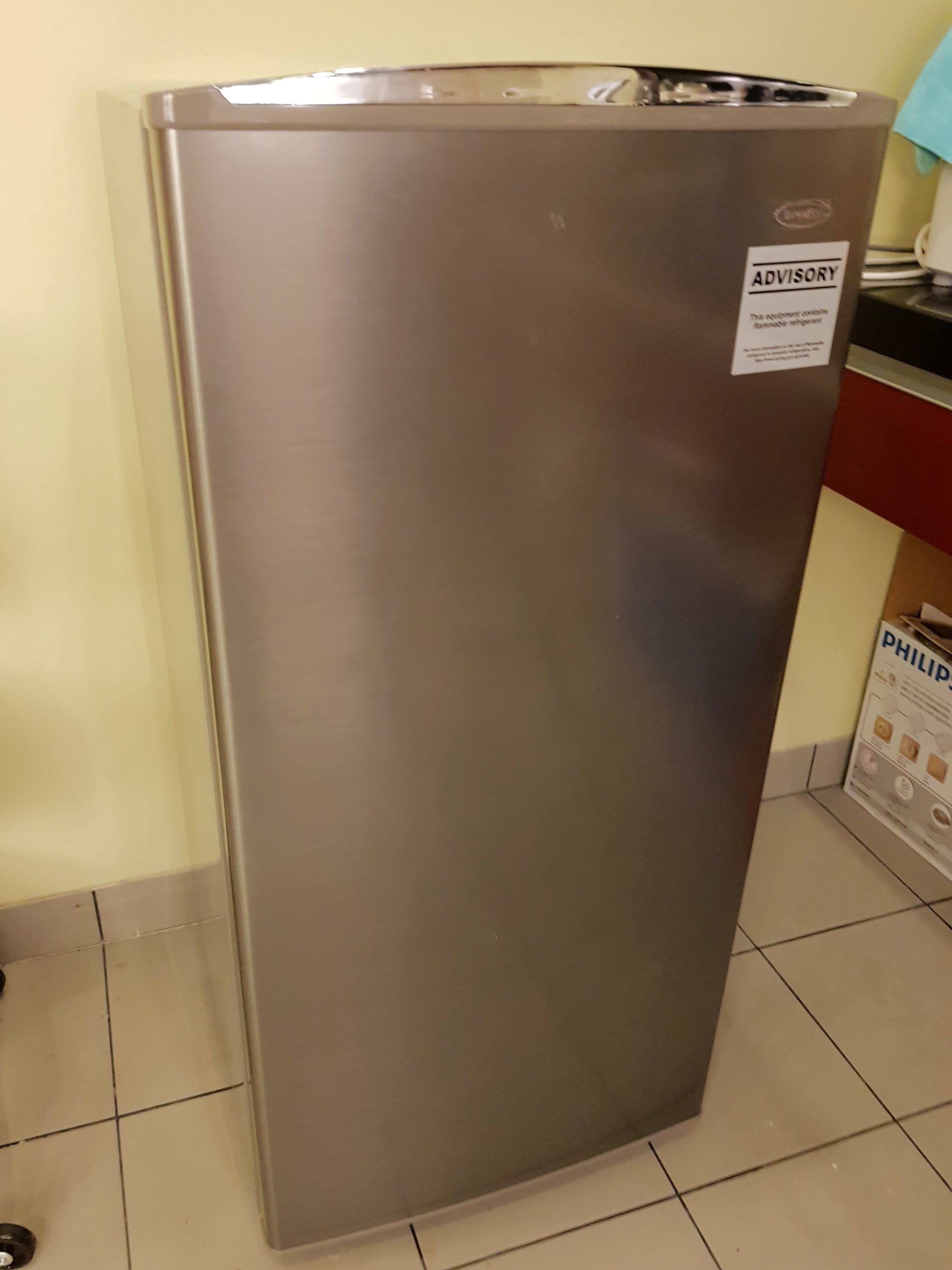 EuropAce Fridge (midi size), TV & Home Appliances, Kitchen Appliances ...