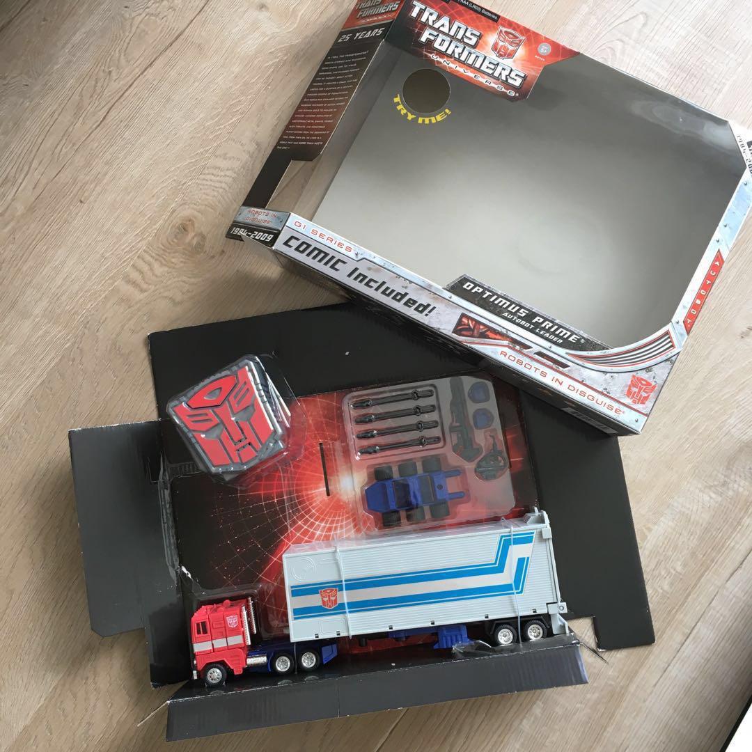 G1 series Optimus prime 25 years anniversary autobot figure ...
