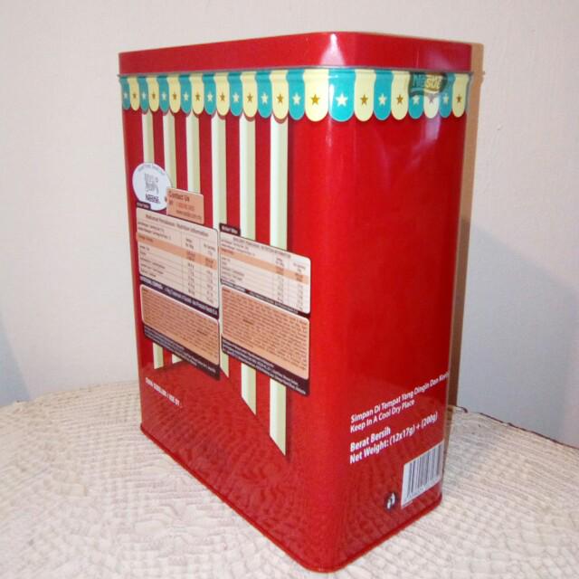 Kit Kat Tin box, Furniture & Home Living, Kitchenware & Tableware, Food ...