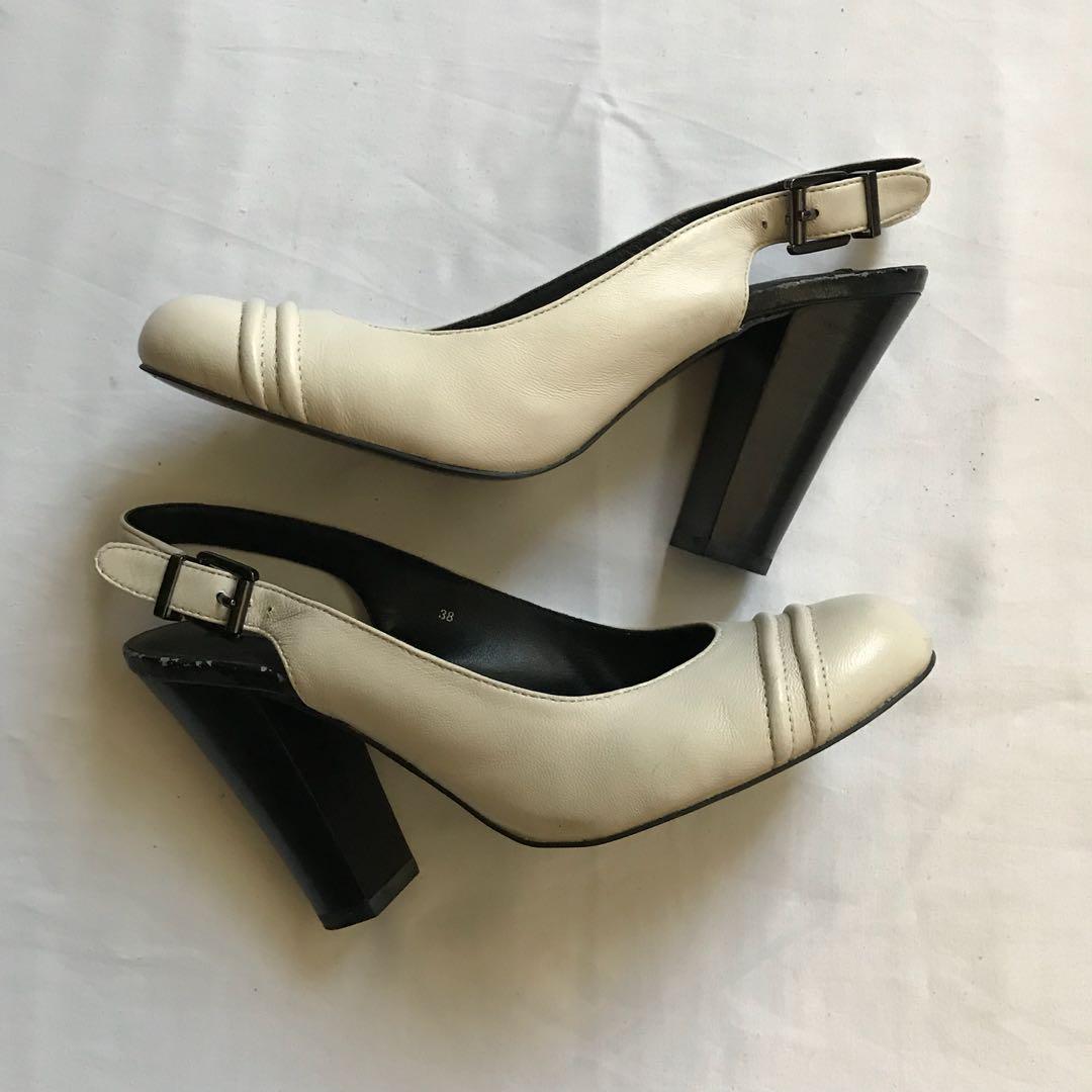 Mango Slingback Pumps, Women's Fashion, Footwear, Heels on Carousell