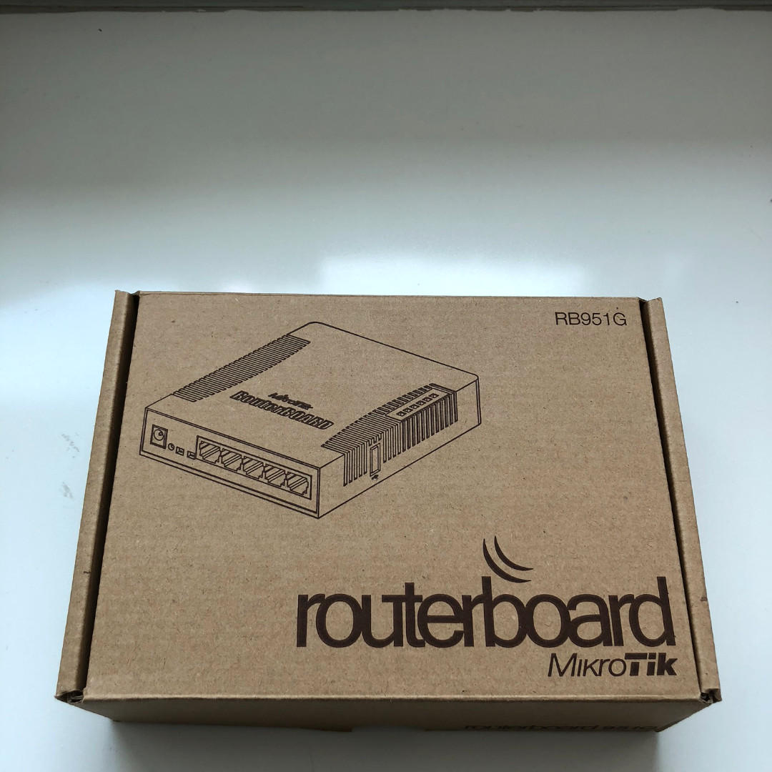 Mikrotik SOHO Router & AP (RB951G-2HnD), Computers & Tech, Parts ...