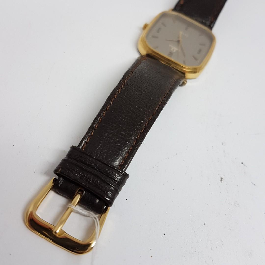 Omega De Ville 1417 Swiss Vintage Watch, Mobile Phones & Gadgets ...