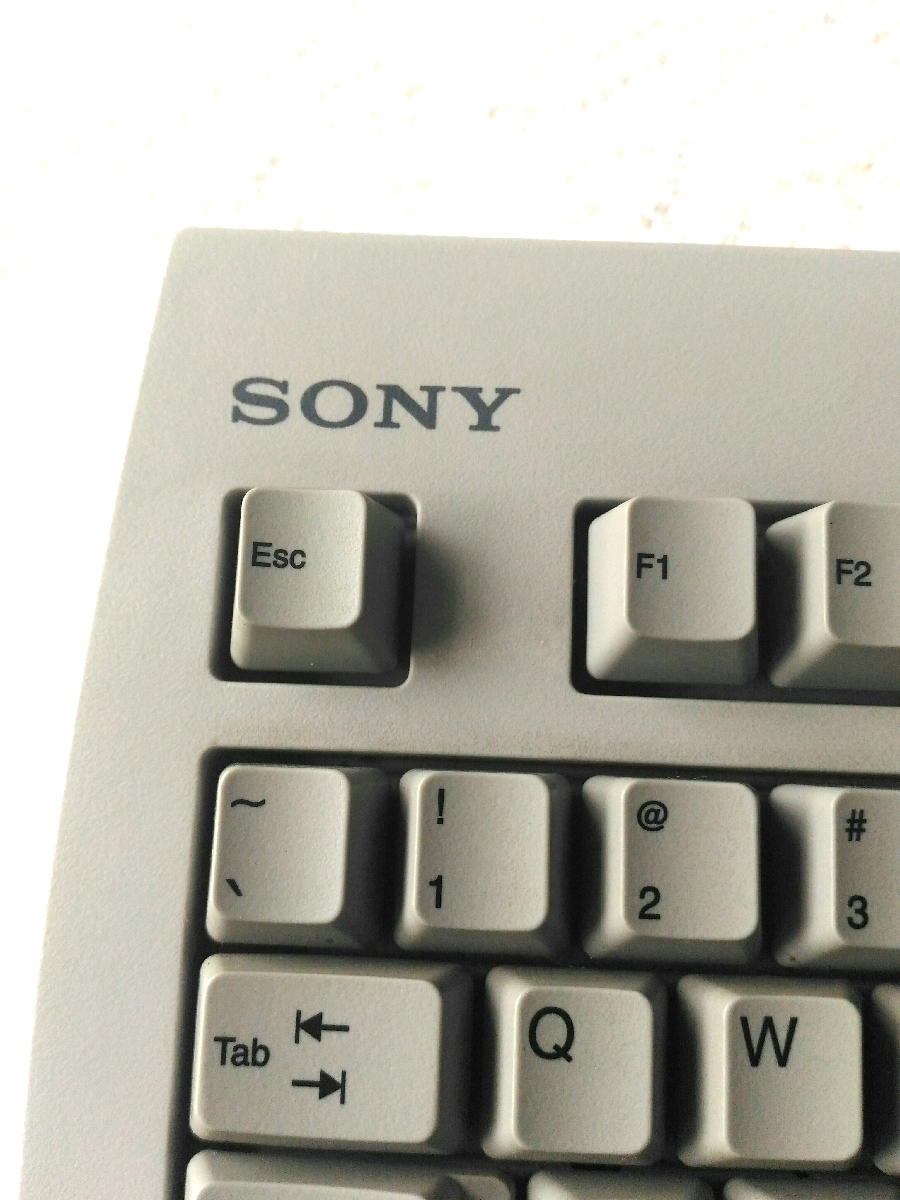 Sony keyboard KU-9855, 興趣及遊戲, 手作＆自家設計, 其他 - Carousell