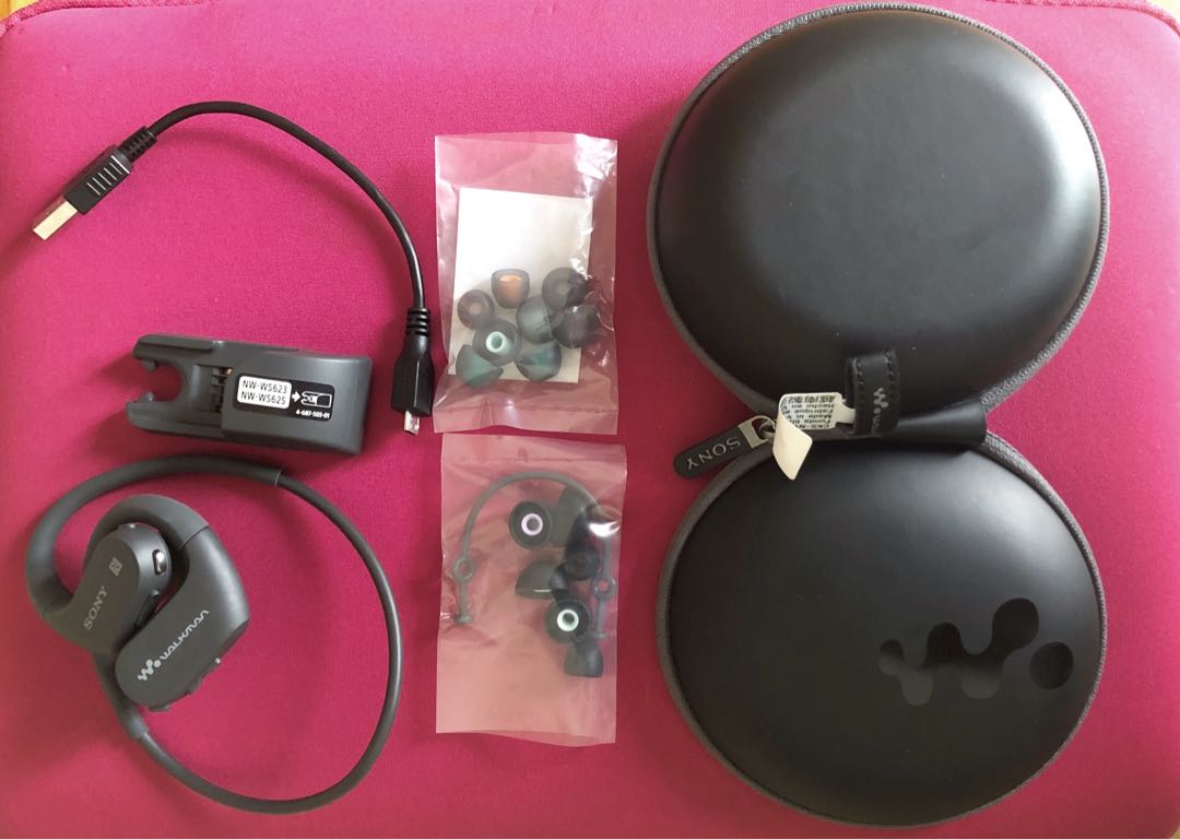 SONY NW-WS623, Audio, Headphones & Headsets on Carousell