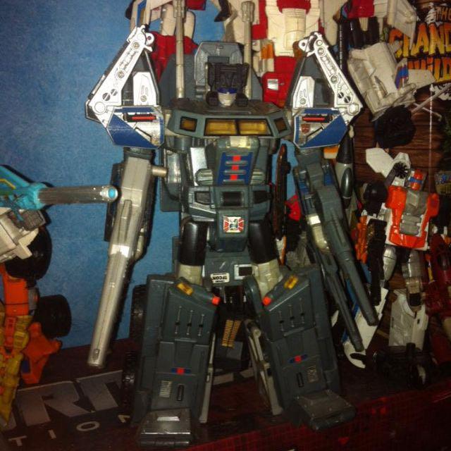 Transformers TFcon Headrobots Stronghold loose complete, Hobbies & Toys ...