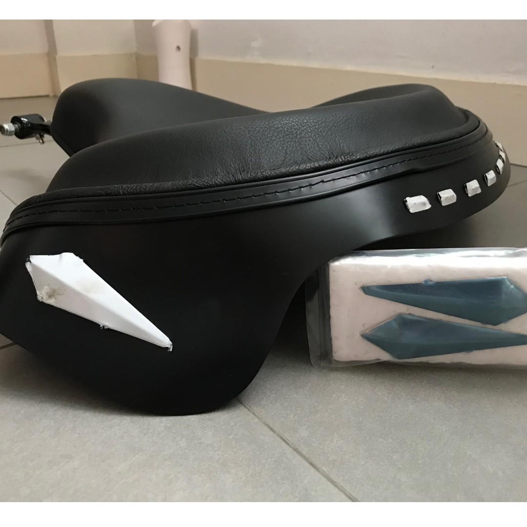 BNWOB CORBIN-GENTRY 1920s SOLO SADDLE SEAT W/ MOUNTING POST FOR HARLEY ...
