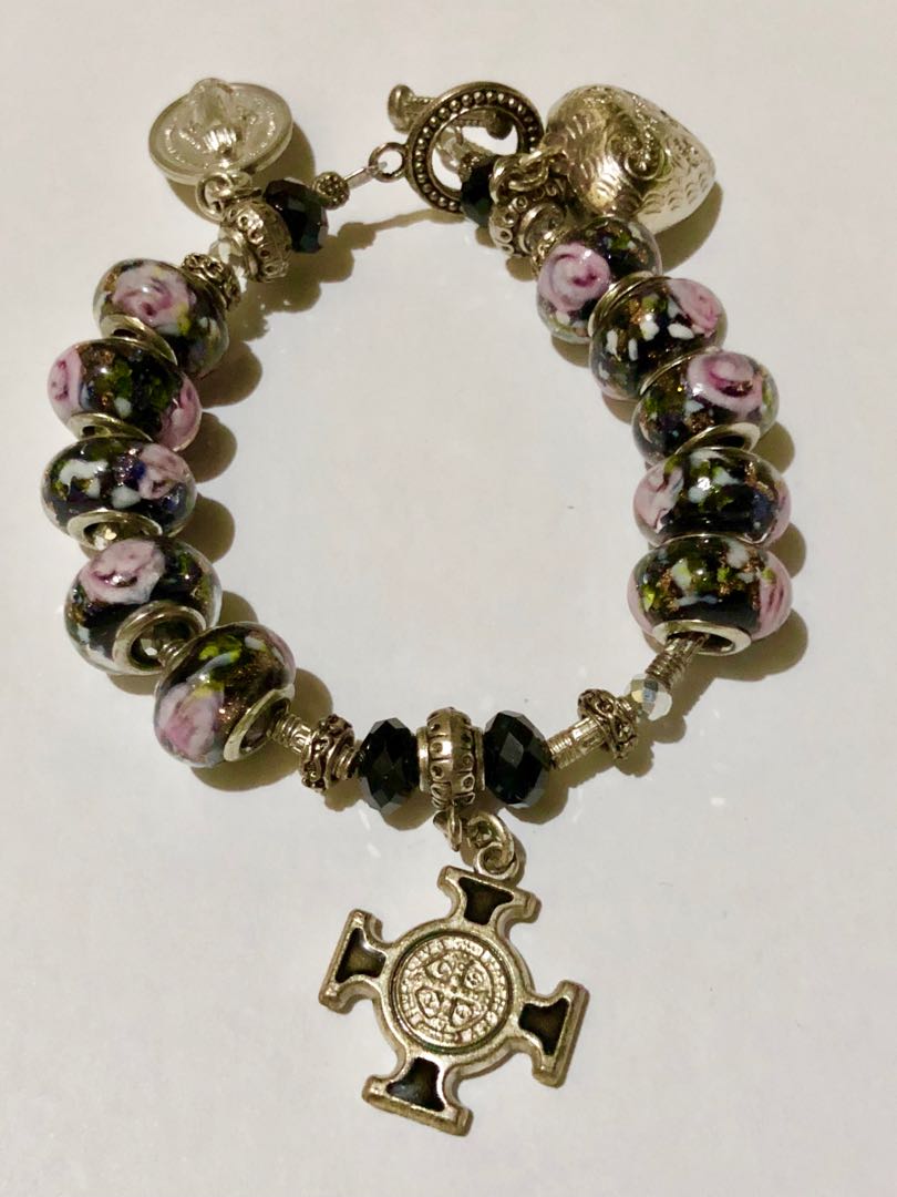 Charm Rosary bracelet, Women's Fashion, Jewelry & Organizers, Bracelets on Carousell