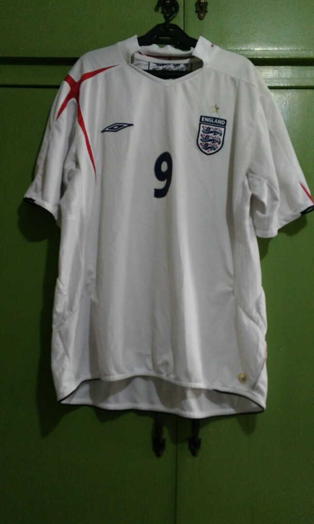 England Home 2006 Football Kit Wayne Rooney, Men's Fashion, Tops & Sets ...