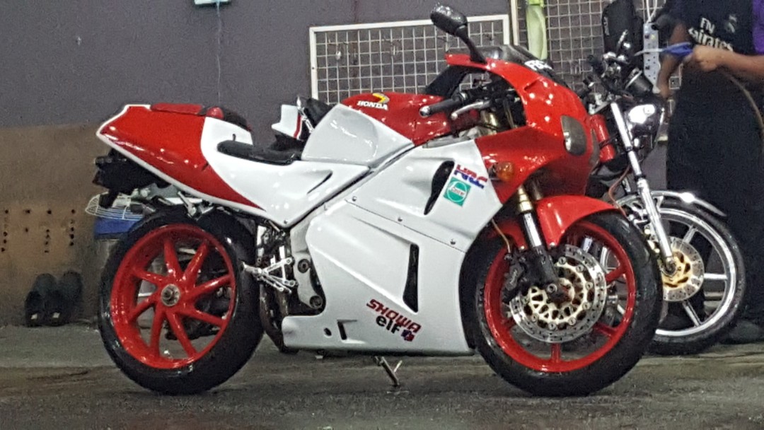 Honda RVF400, Motorcycles, Motorcycles for Sale, Class 2A on Carousell