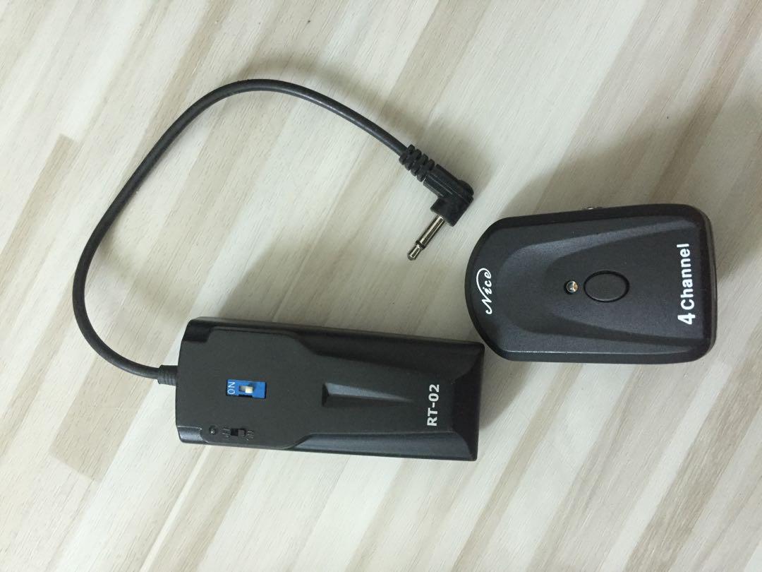 Strobe Trigger & Receiver set, Photography, Camera Accessories, Others ...