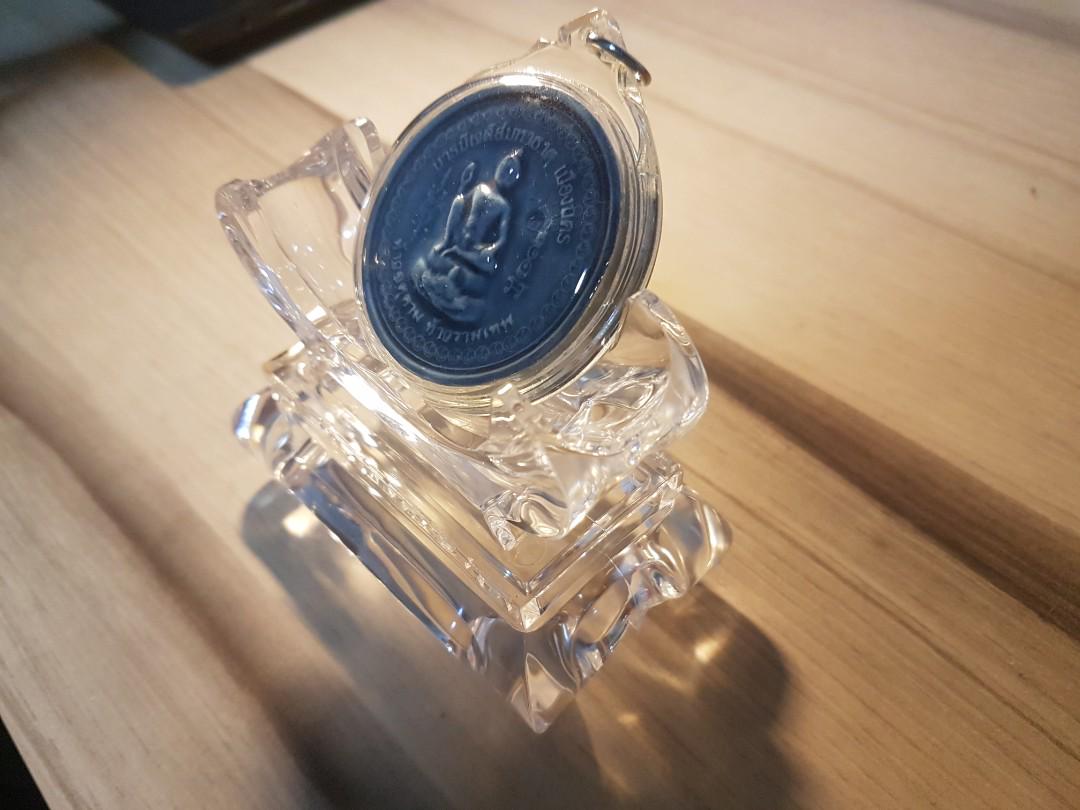 Thai Amulet holder Clear and Thick acrylic plastic model A, Hobbies ...