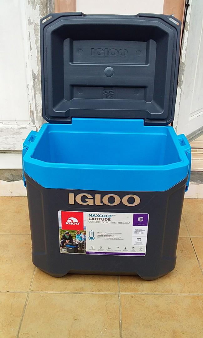 Igloo Maxcold 58 liters cooler with wheels, TV & Home Appliances, Kitchen Appliances, Other ...