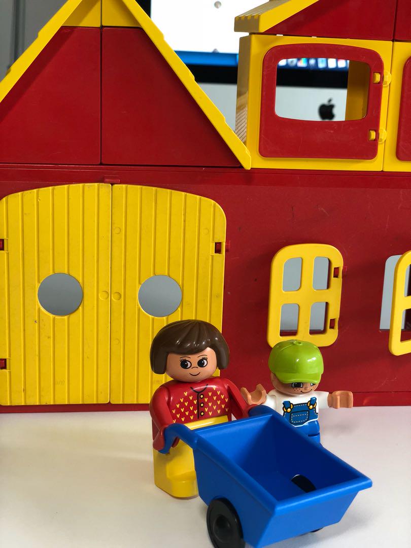 lego duplo vintage farmhouse with figure and barrow, Hobbies & Toys ...