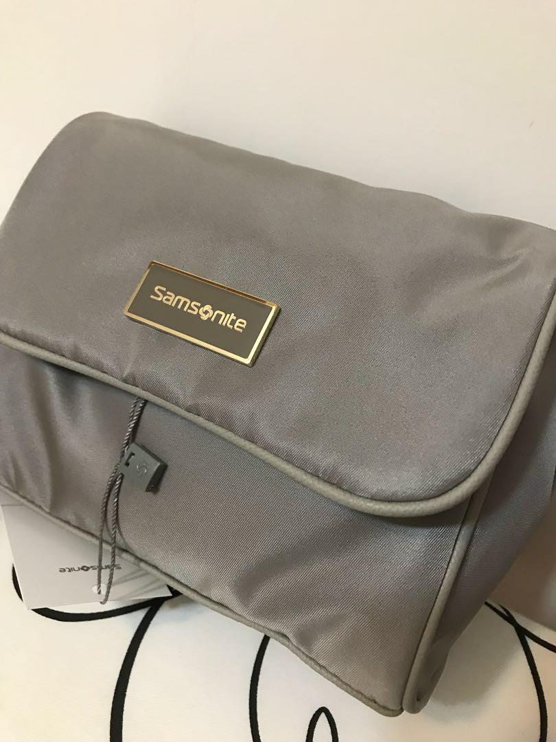 Samsonite Toiletries Pouch, Women's Fashion, Bags & Wallets, Purses ...