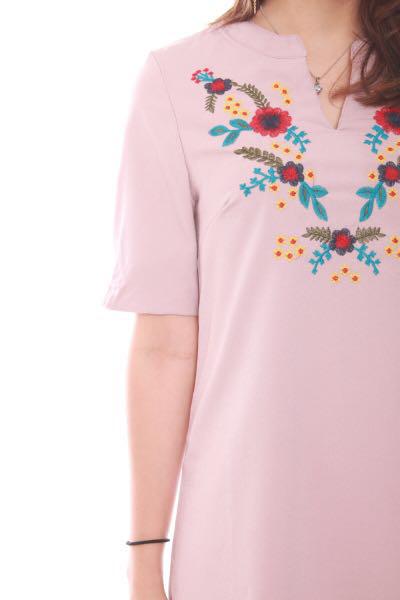 ACW Embroidery Relaxed Shirt Dress in Dusty Pink, Women's Fashion, Tops ...