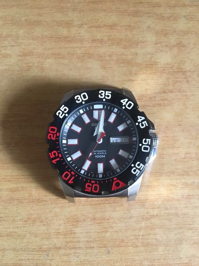 Seiko 5 Monster Black and Red , Mobile Phones & Gadgets, Wearables ...