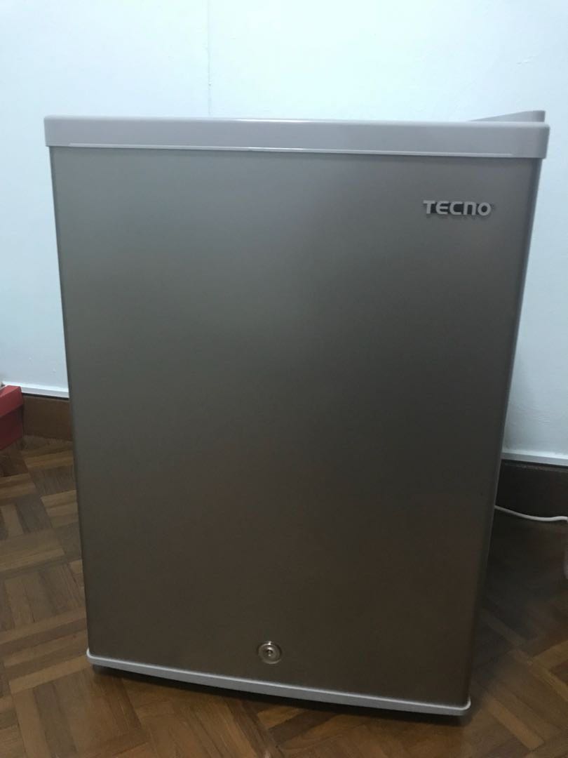 Tecno bar fridge 66L, TV & Home Appliances, Kitchen Appliances ...