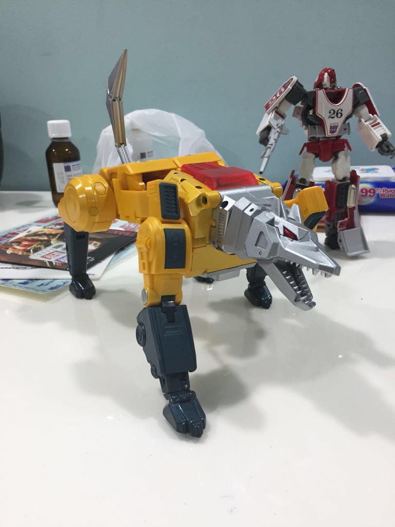 Fans Toys Lupus aka Transformers headmasters weird wolf, Hobbies & Toys ...