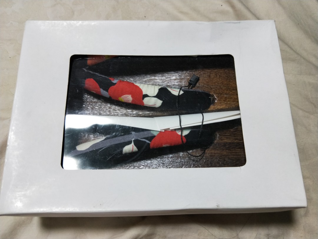 Japanese clog, Women's Fashion, Footwear, Flipflops and Slides on Carousell