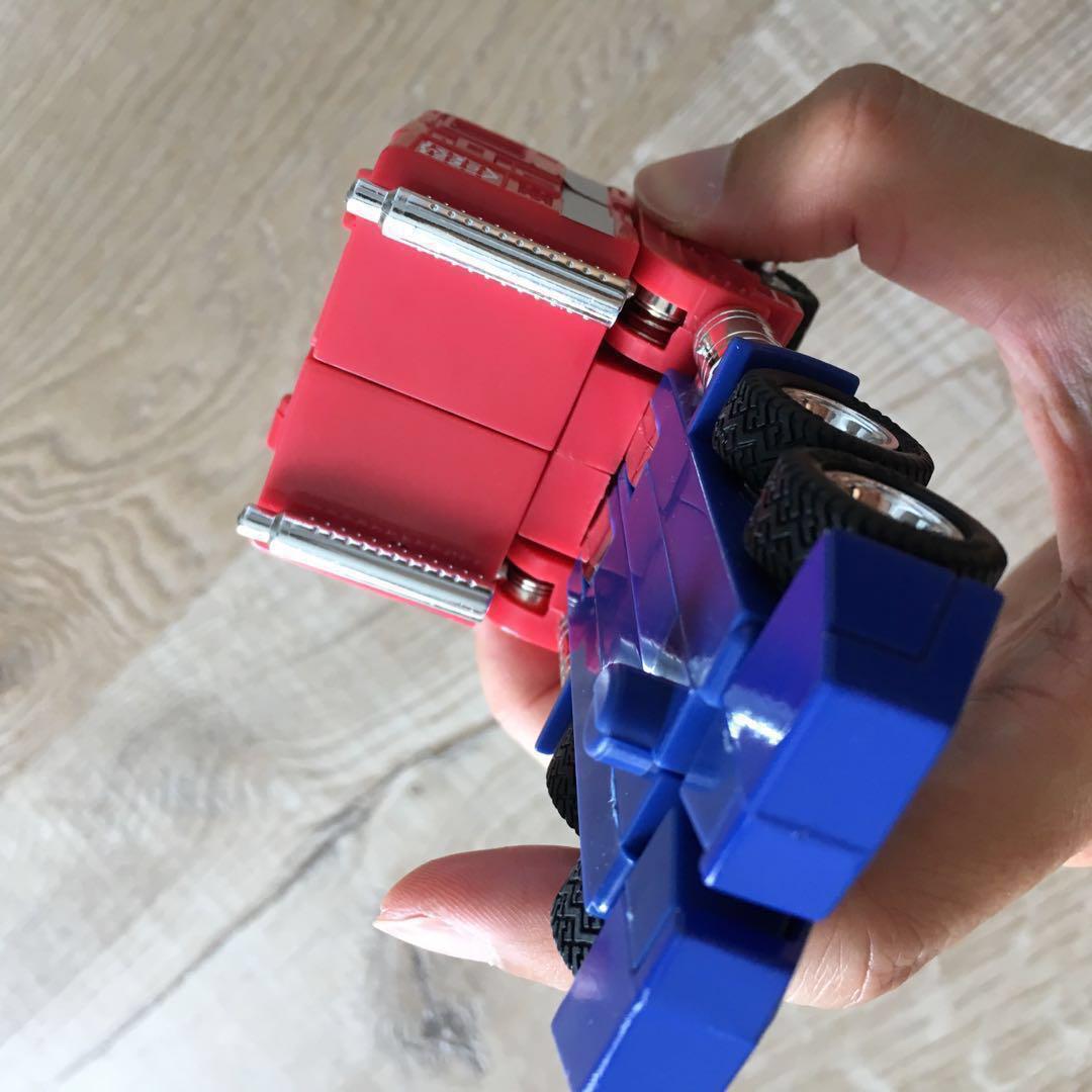 G1 series Optimus prime 25 years anniversary autobot figure ...