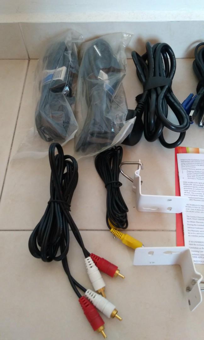 Infocus IN32 DLP Projector, TV & Home Appliances, TV & Entertainment ...