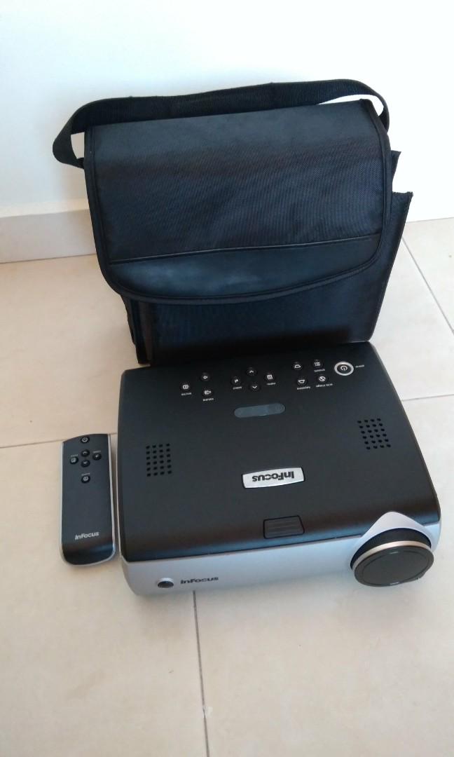 Infocus IN32 DLP Projector, TV & Home Appliances, TV & Entertainment ...