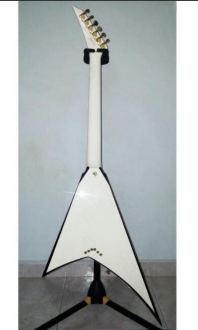 Jackson Rhoads RR5 White *Made in Japan*, Hobbies & Toys, Music & Media ...