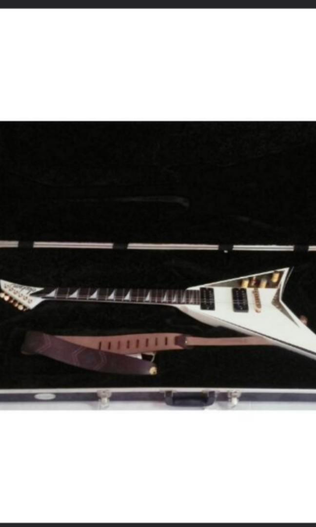 Jackson Rhoads RR5 White *Made in Japan*, Hobbies & Toys, Music & Media ...