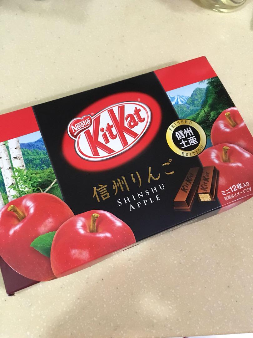 Kit Kat Apple Japan Kitkat, Food & Drinks, Packaged & Instant Food on ...