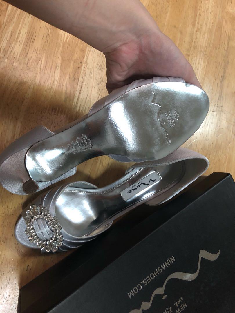 CMG Shoes, Women's Fashion, Footwear, Sneakers on Carousell