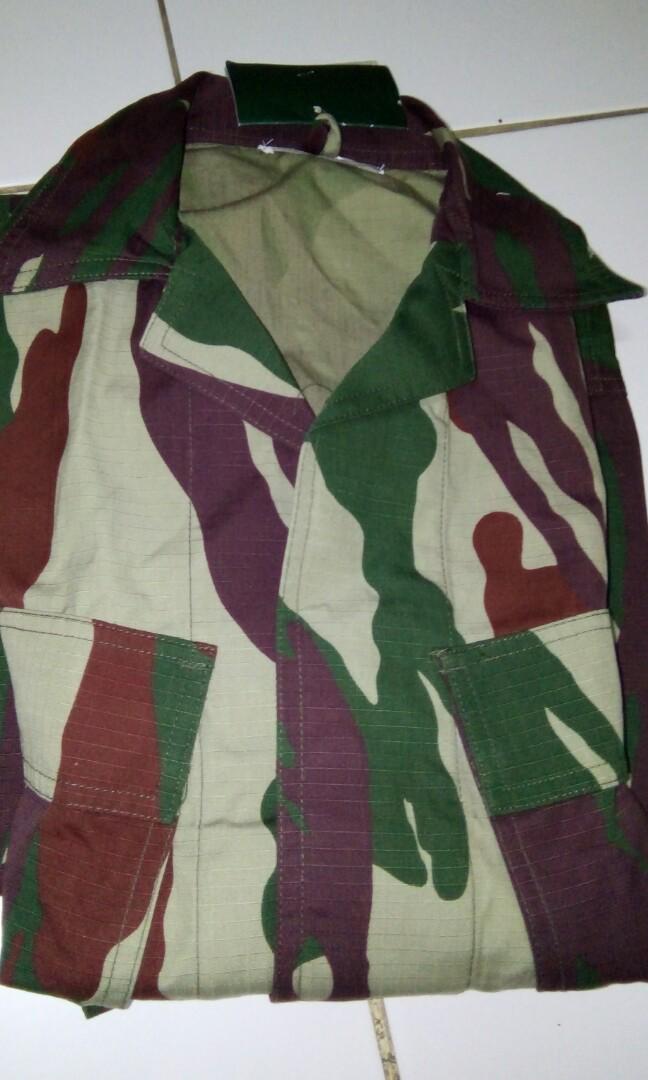 Pdl loreng kopassus kopasus, Fesyen Pria, Pakaian di Carousell