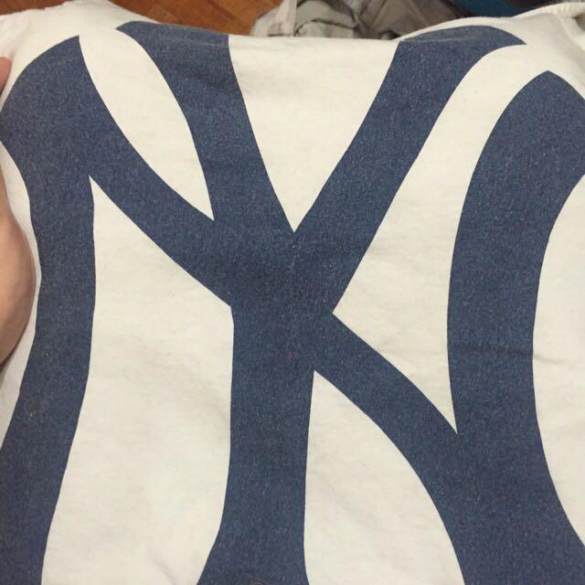 Supreme NY box logo size M, Men's Fashion, Tops & Sets, Tshirts & Polo ...