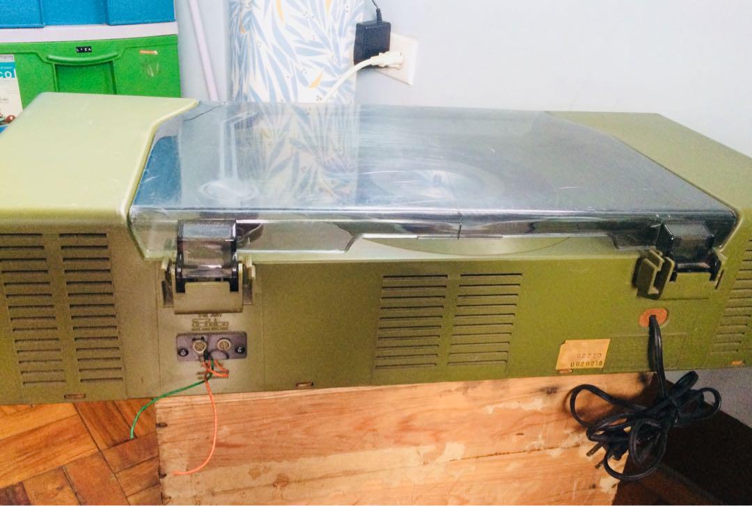 Vintage National Vinyl Turntable, Audio, Other Audio Equipment on Carousell
