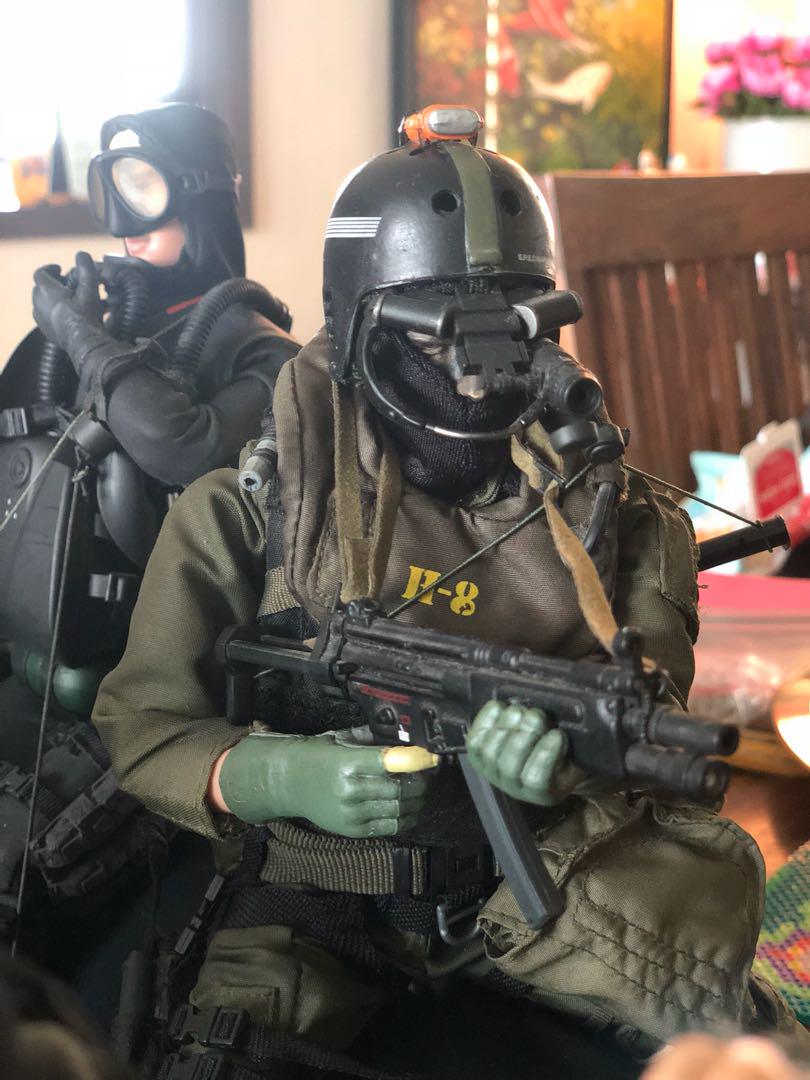 1/6 hot toys/kitbash - navy seal \ divers figurines with assault raft ...