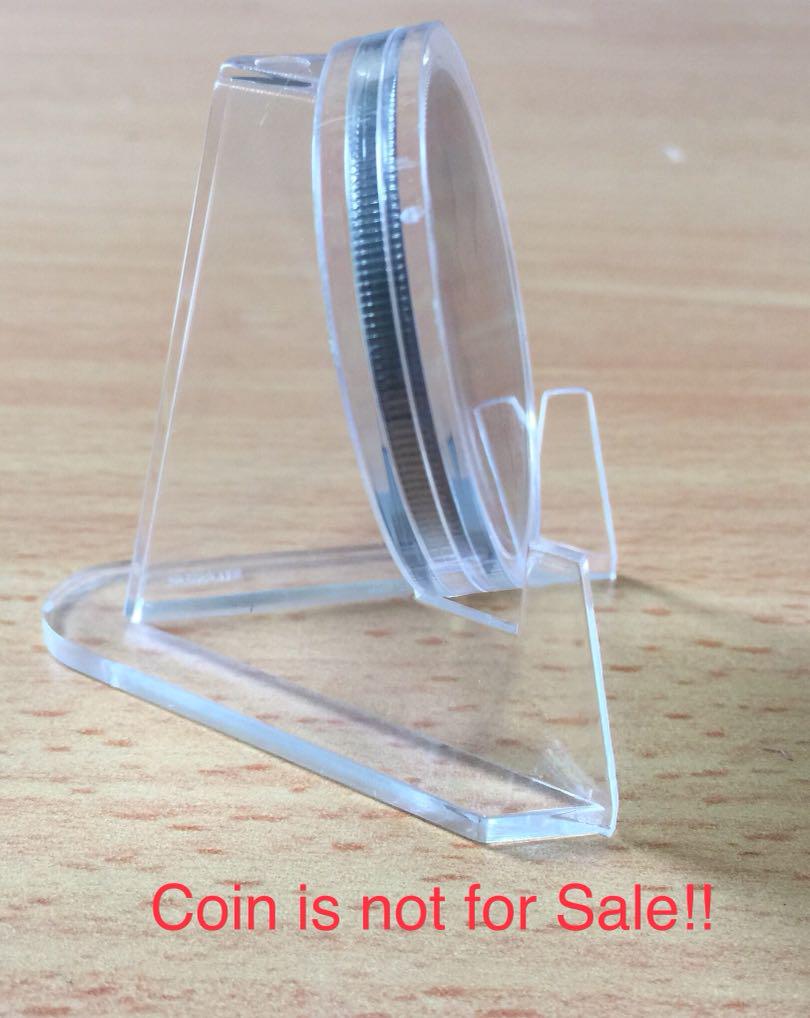 Acrylic display for coins (Lot of 5), Everything Else on Carousell