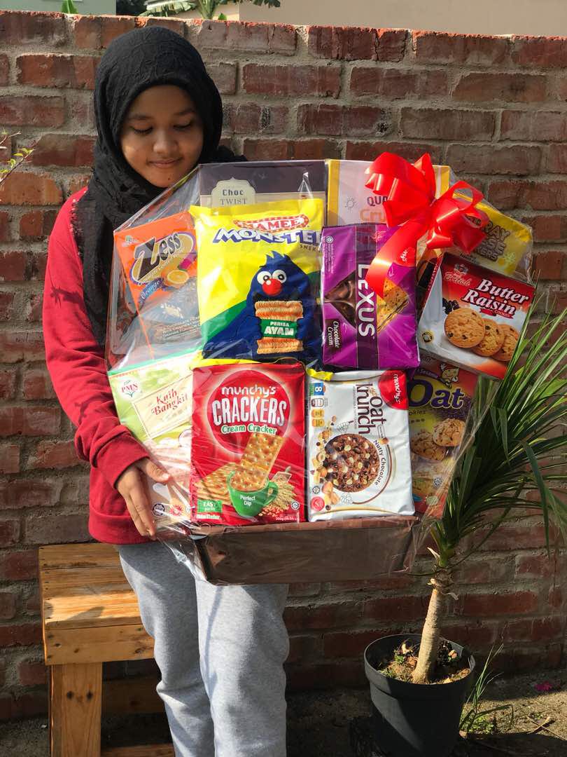 Hamper makanan dan minuman, Food & Drinks, Gift Baskets & Hampers on ...