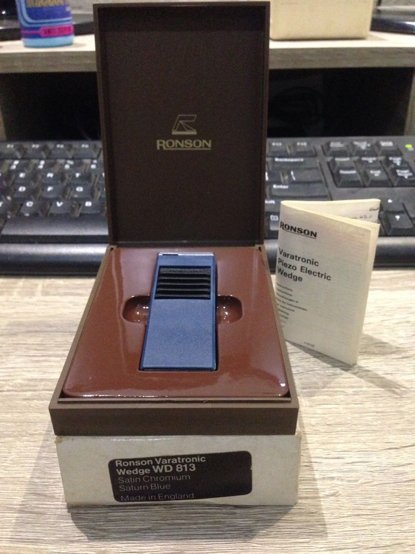 (Korek Api Kuno) Ronson Varatronic Lighter, Antik, Pajangan di Carousell