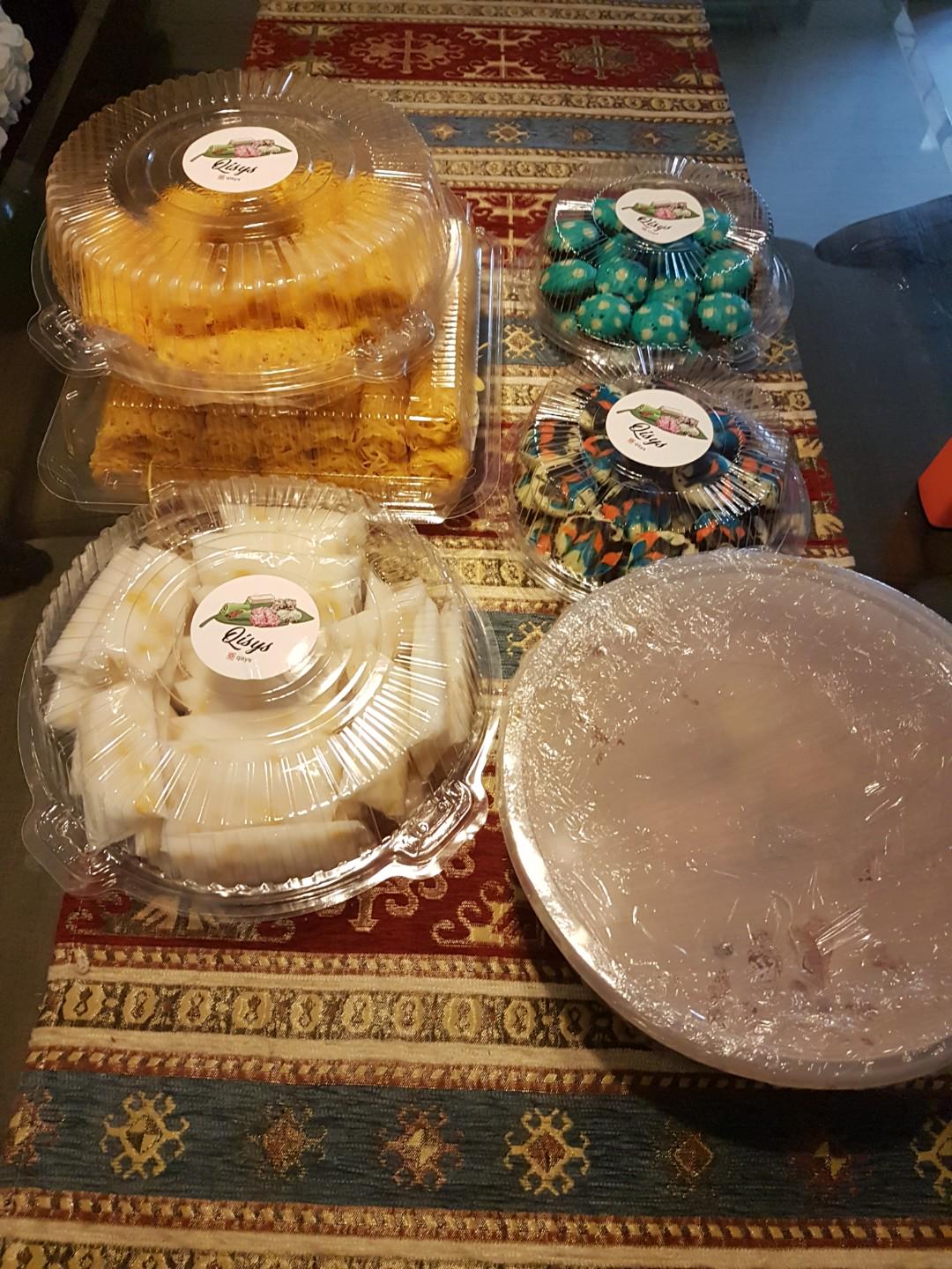 malay kuih / roti kirai, Food & Drinks, Local Eats on Carousell