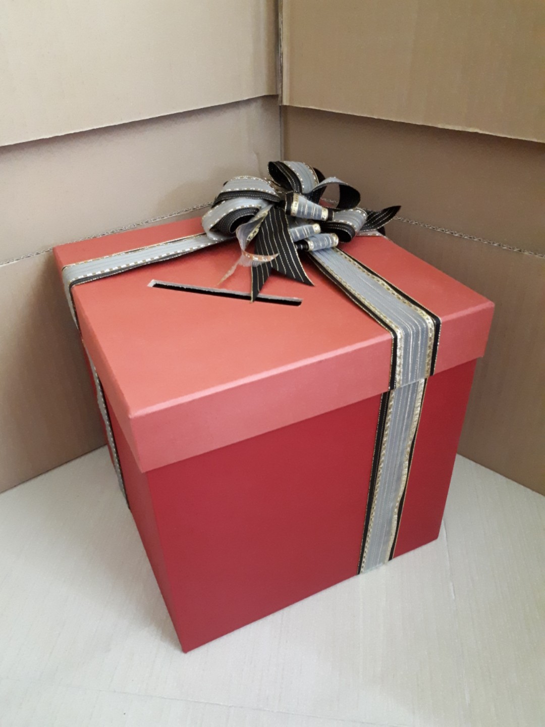 Precious Moments Red Packet Box, Everything Else on Carousell