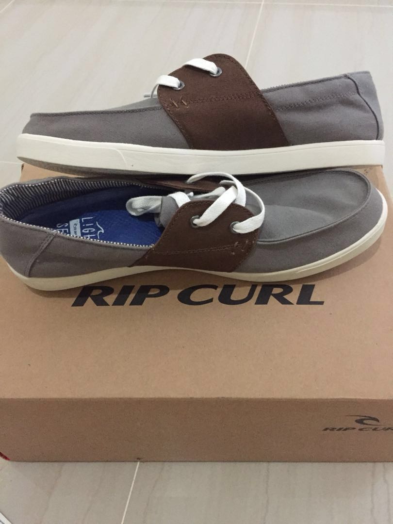 Rip curl shoes, Fesyen Pria, Sepatu di Carousell