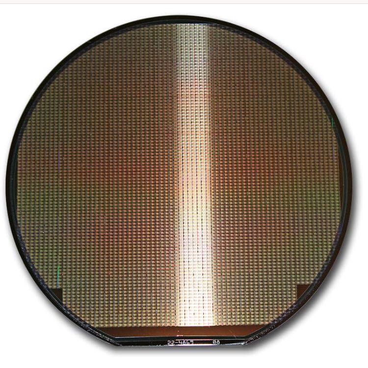 6inch silicon wafer Dallas semiconductor in acrylic case/stand ...