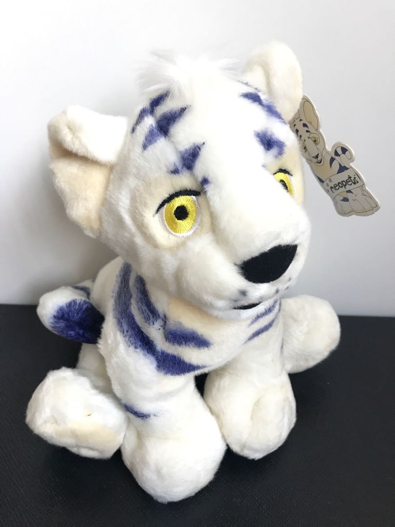BNWT 10" Neopets White Kougra, Hobbies & Toys, Toys & Games on Carousell
