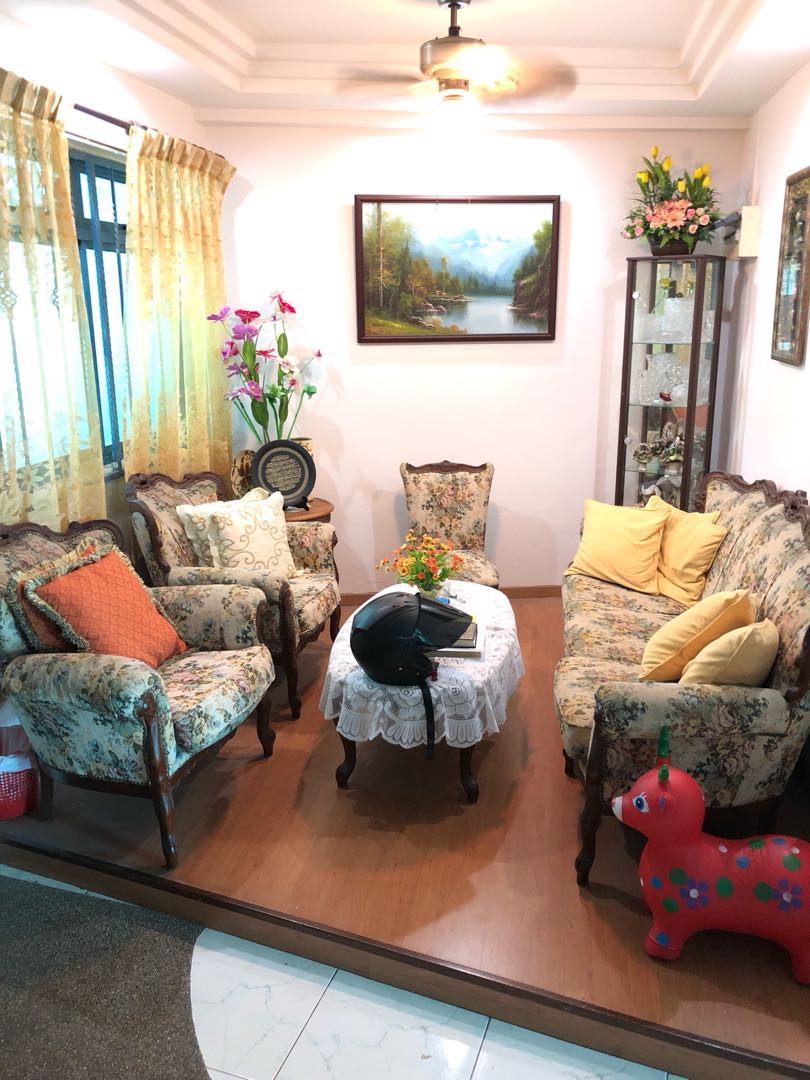 Complete Living Room set, Furniture & Home Living, Furniture, Other Home Furniture on Carousell